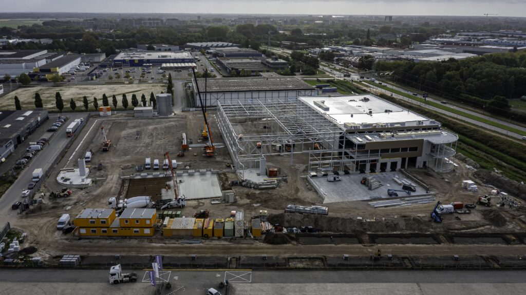 Logistieke units ca 4.500 m² | Per april 2025 | Breda - De Lobel & Partners